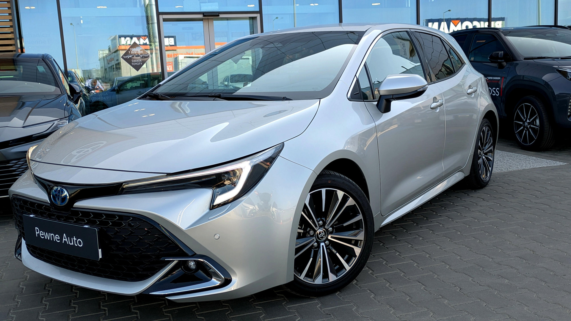 Oferta samochodu Toyota Corolla 1.8 Hybryda 2024 123 900 zł brutto Toyota Carter Chodzeń Gdańsk ...